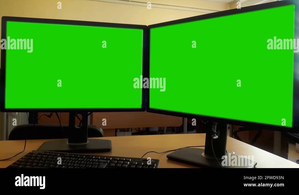 Pc screen office Stock Videos & Footage - HD and 4K Video Clips - Alamy