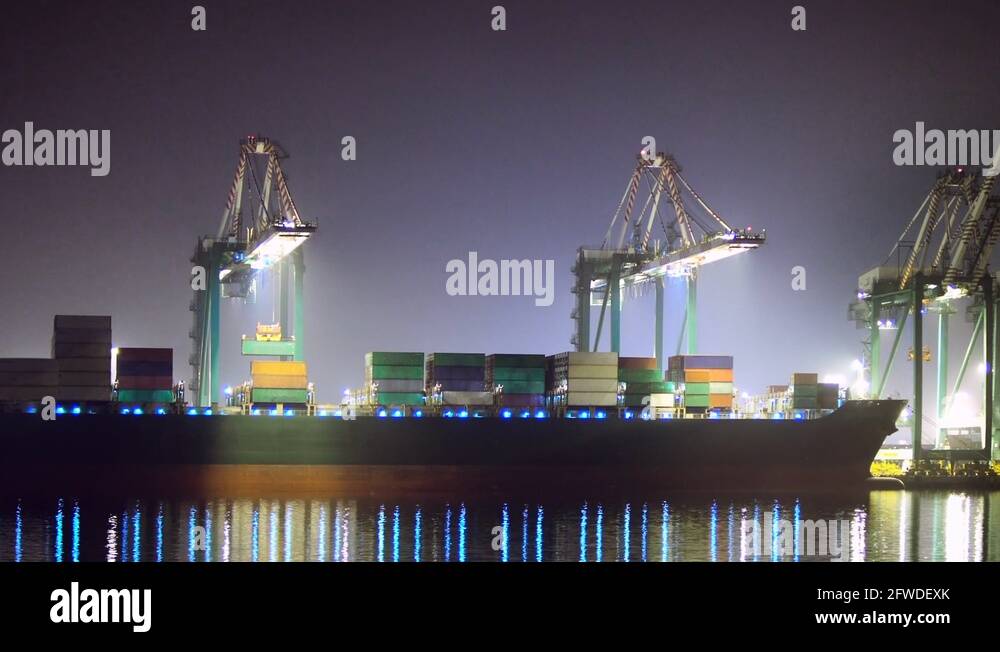 Ten ship Stock Videos & Footage - HD and 4K Video Clips - Alamy