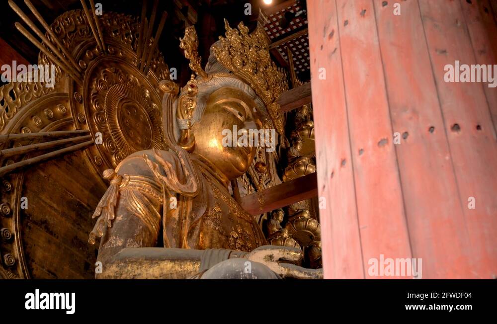 Golden god temple Stock Videos & Footage - HD and 4K Video Clips - Alamy