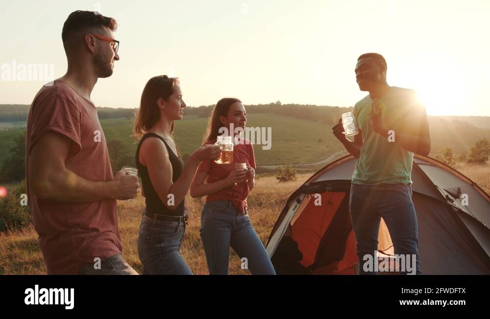 Pic nic basket Stock Videos & Footage - HD and 4K Video Clips - Alamy