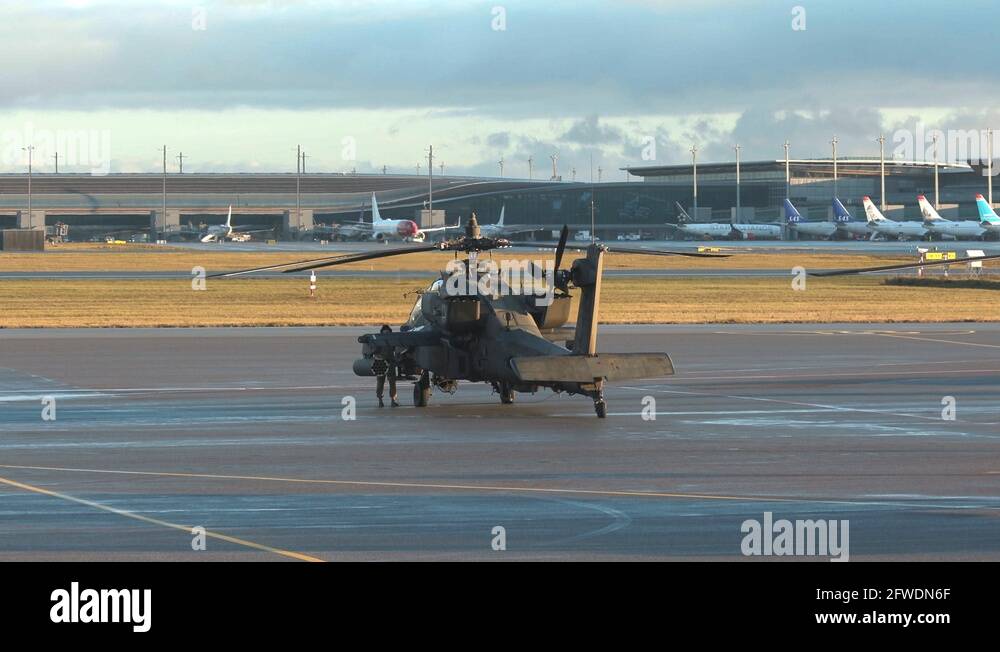 Apachehelicopter Stock Videos & Footage - HD and 4K Video Clips - Alamy
