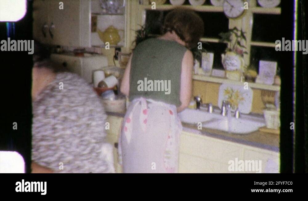 50s housework Stock Videos & Footage - HD and 4K Video Clips - Alamy