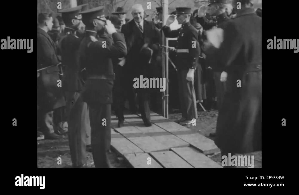 Unveiling ceremony Stock Videos & Footage - HD and 4K Video Clips - Alamy