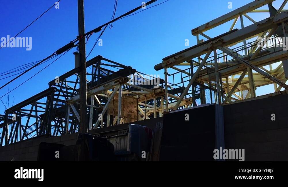Girder cable Stock Videos & Footage - HD and 4K Video Clips - Alamy