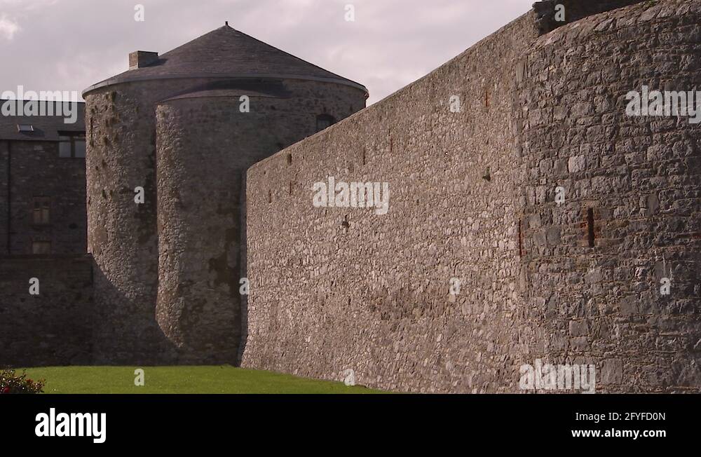Inside irish castle Stock Videos & Footage - HD and 4K Video Clips - Alamy