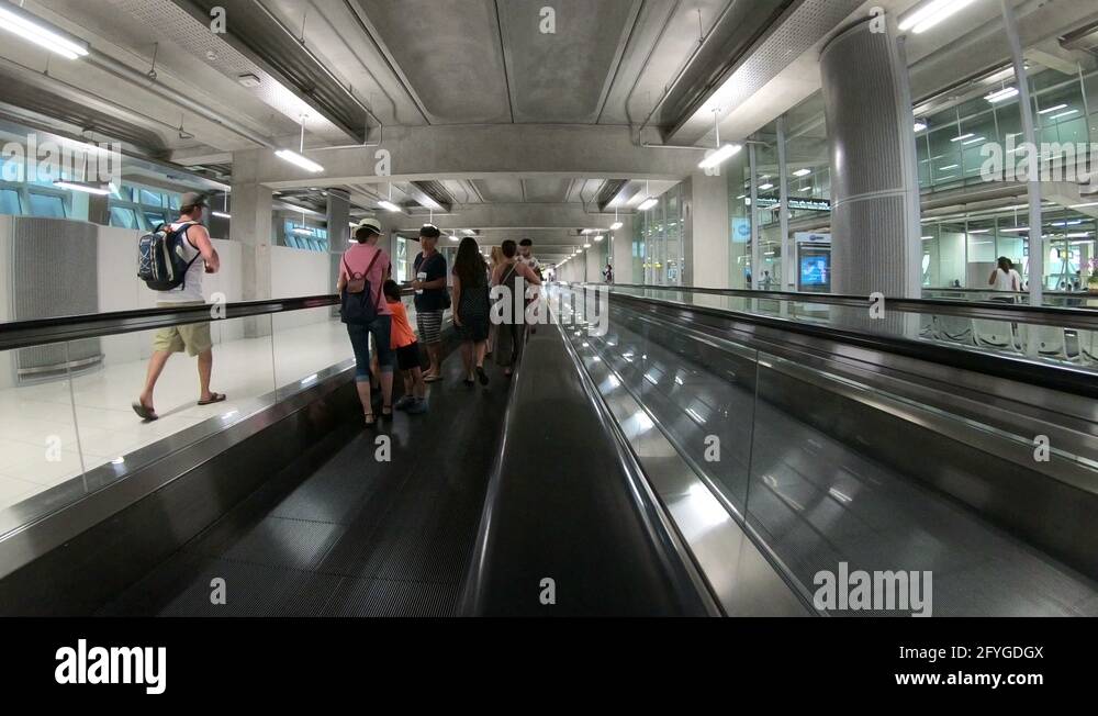 Horizontal transport Stock Videos & Footage - HD and 4K Video Clips - Alamy