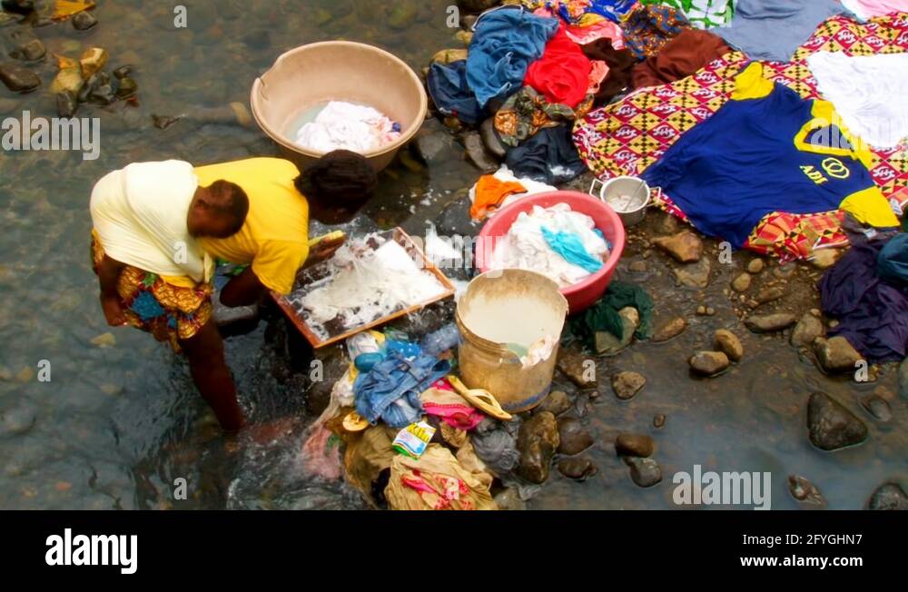 Africa communal washing Stock Videos & Footage - HD and 4K Video Clips - Alamy