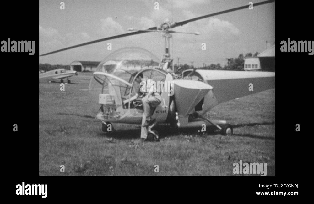 Bubble helicopter Stock Videos & Footage - HD and 4K Video Clips - Alamy
