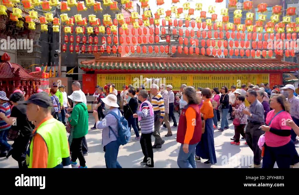 People visit longshan temple Stock Videos & Footage - HD and 4K Video ...