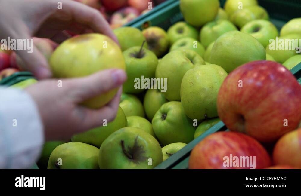 Comparing apples Stock Videos & Footage - HD and 4K Video Clips - Alamy
