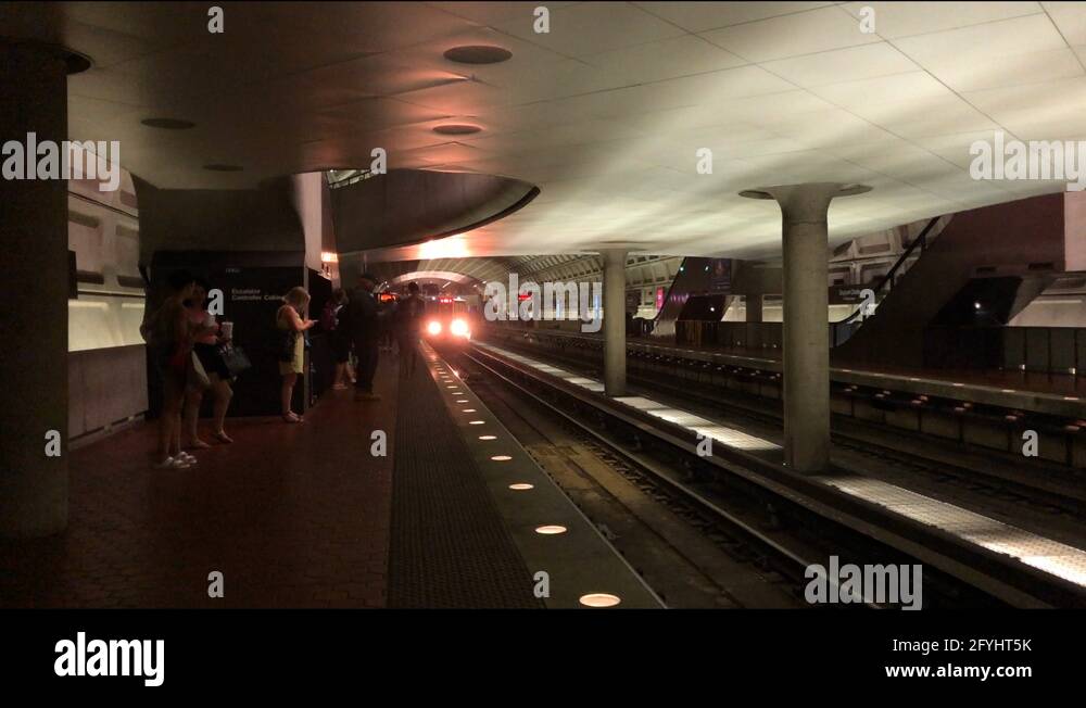 Dupont underground Stock Videos & Footage - HD and 4K Video Clips - Alamy