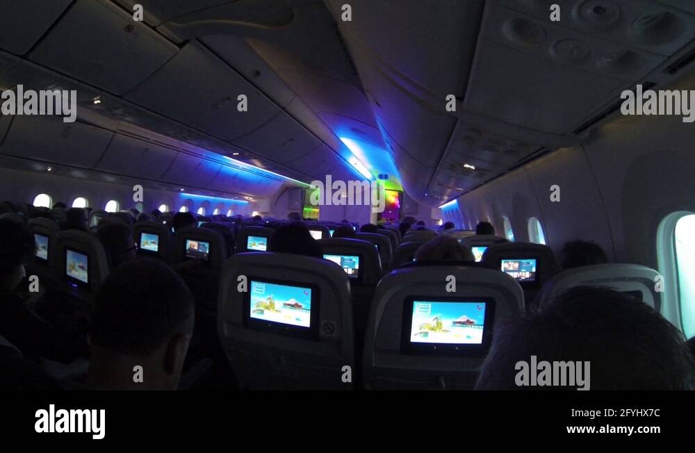 Dreamliner Stock Videos & Footage - HD and 4K Video Clips - Alamy