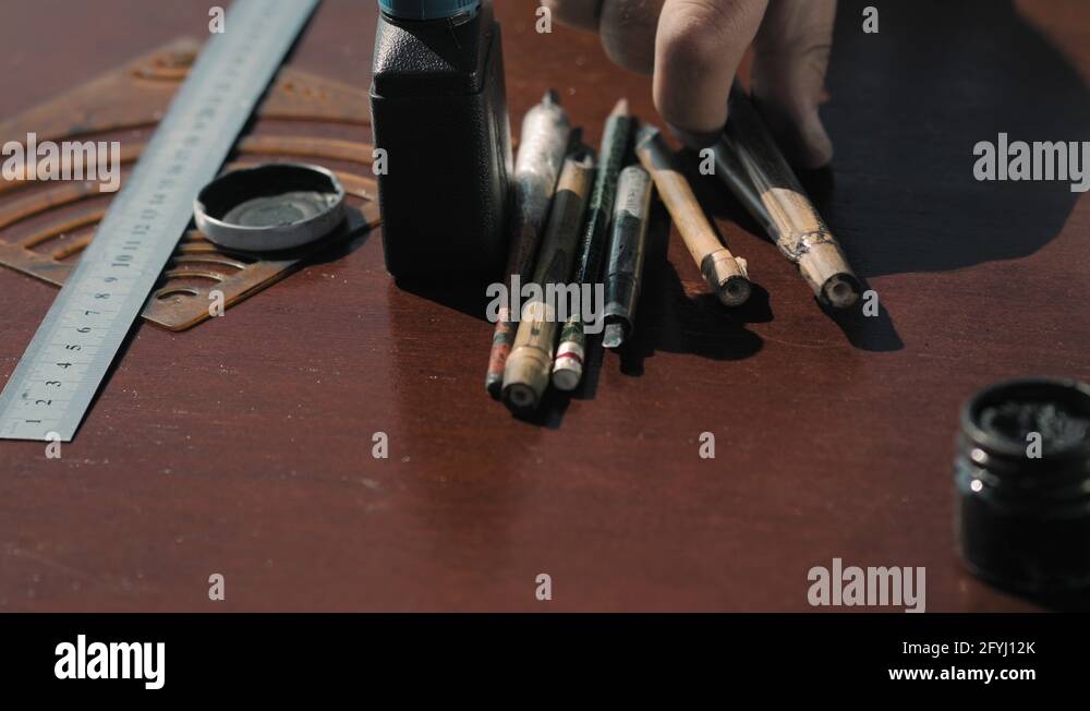 Caligraphy Art tools, Calligraphy Arabic Islamic Art tools. Calligraphy ...