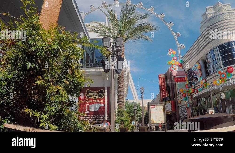 Linq wheel Stock Videos & Footage - HD and 4K Video Clips - Alamy