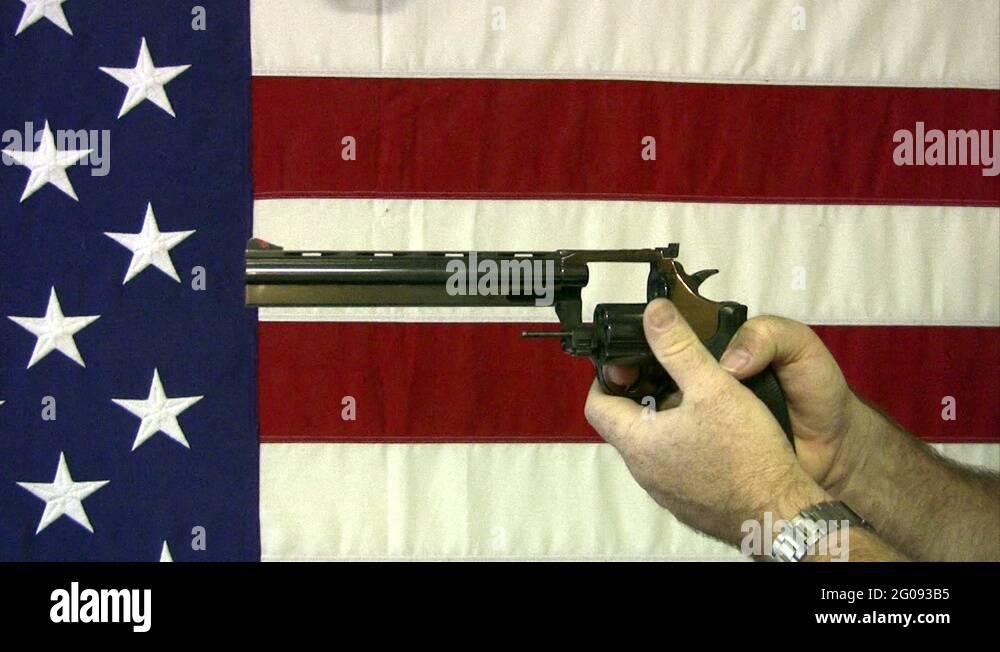 Revolver spin cylinder aim 357 Magnum HD Stock Video Footage - Alamy