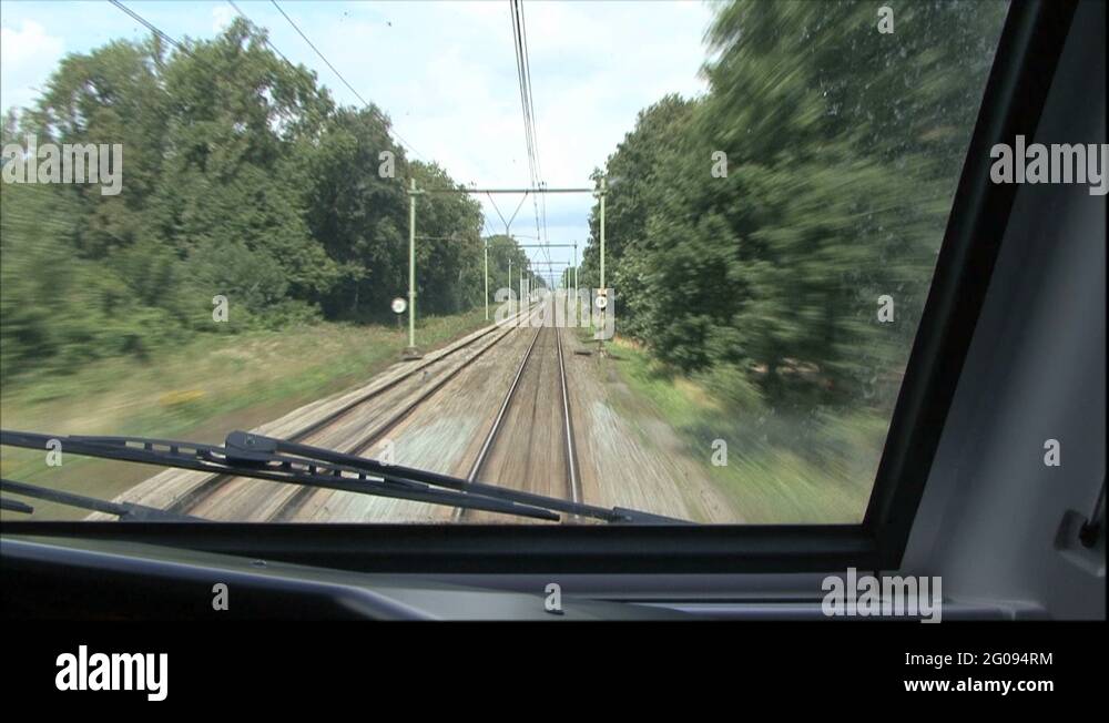 Straight track Stock Videos & Footage - HD and 4K Video Clips - Alamy