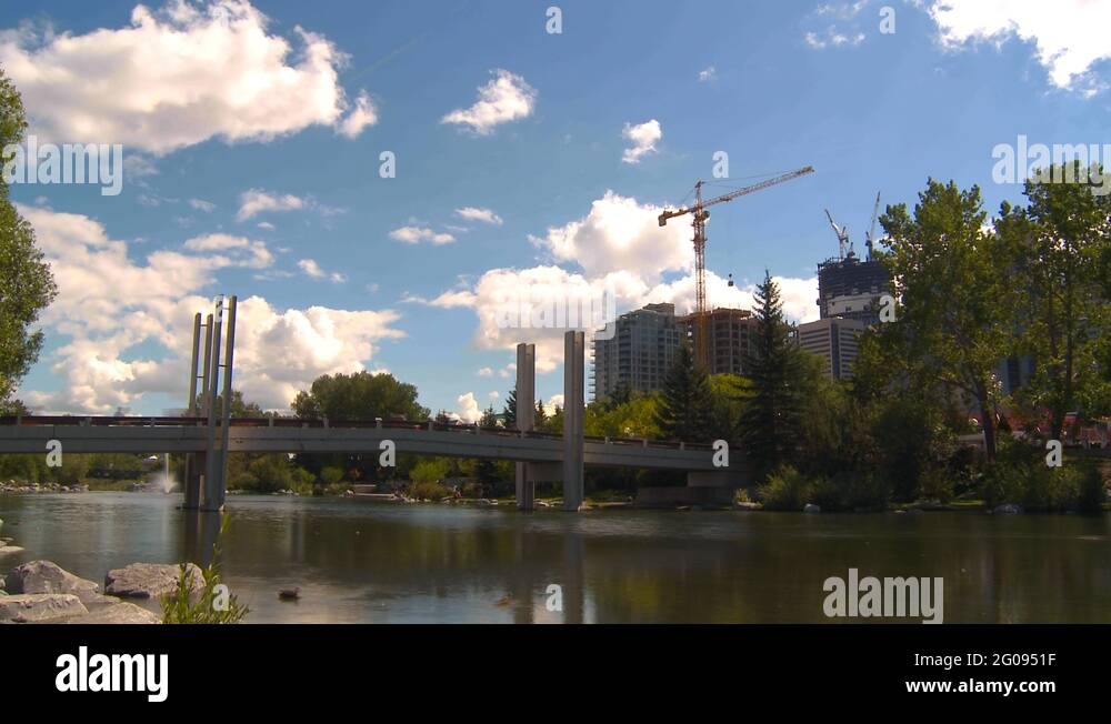 Bridge people Stock Videos & Footage - HD and 4K Video Clips - Alamy