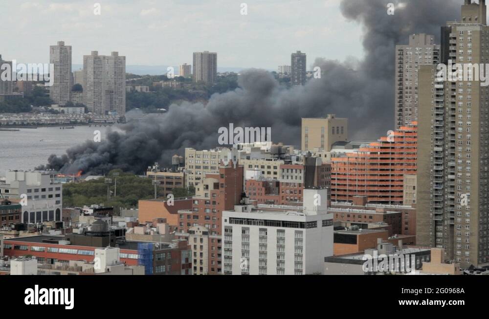 Bomb city building Stock Videos & Footage - HD and 4K Video Clips - Alamy