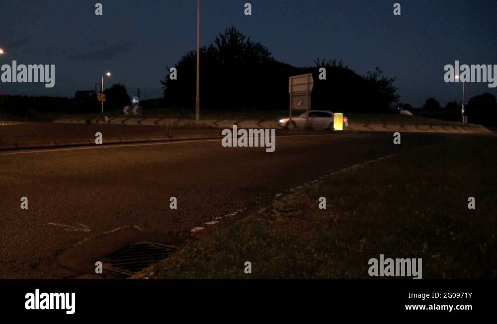 Traffic at roundabout Stock Videos & Footage - HD and 4K Video Clips ...