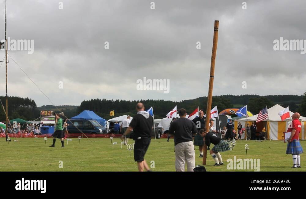 Caber toss Stock Videos & Footage - HD and 4K Video Clips - Alamy