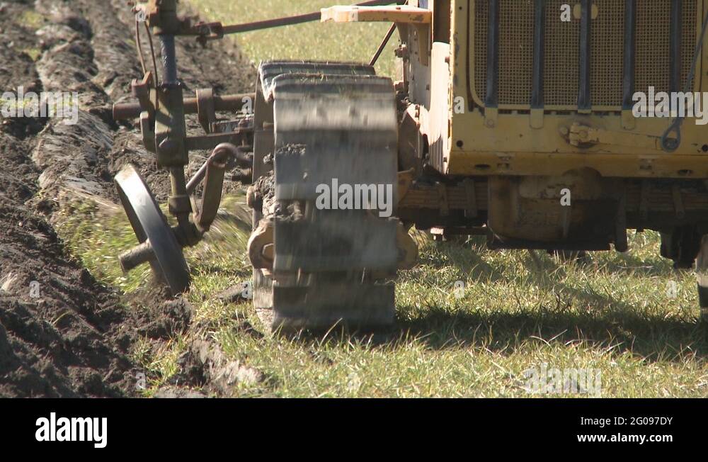 Crawler Stock Videos & Footage - HD and 4K Video Clips - Alamy