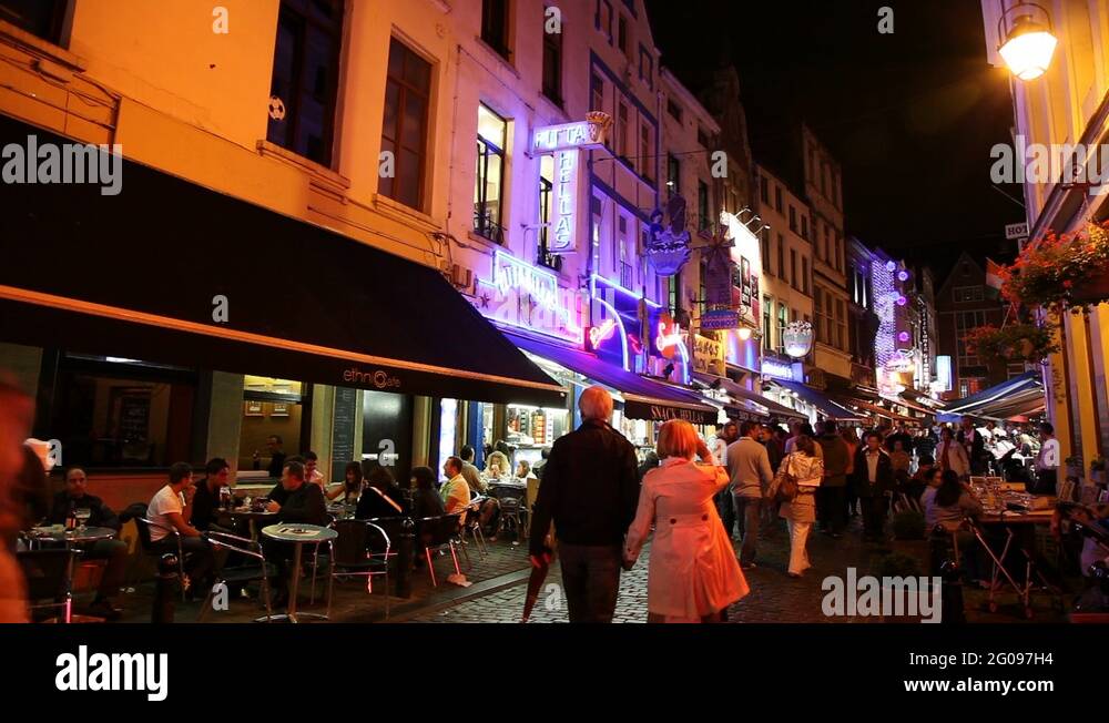 Brussels nightlife Stock Videos & Footage - HD and 4K Video Clips - Alamy