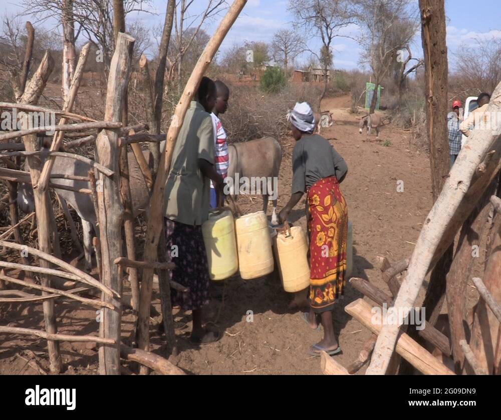 Dry borehole Stock Videos & Footage - HD and 4K Video Clips - Alamy