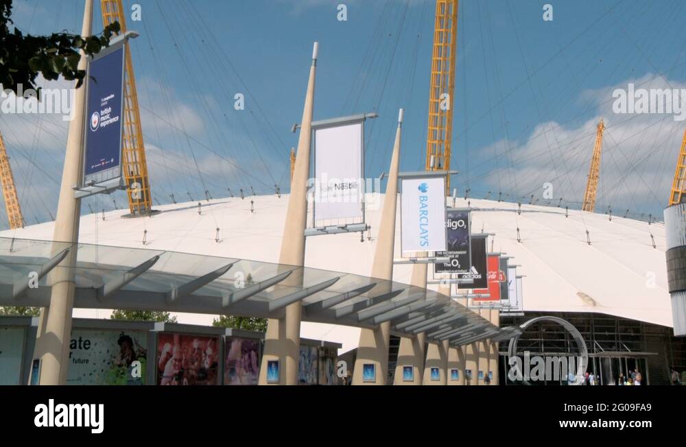 O2 arena greenwich Stock Videos & Footage - HD and 4K Video Clips - Alamy