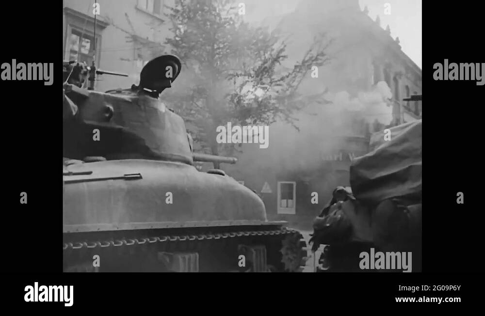 Tanks in ww2 Stock Videos & Footage - HD and 4K Video Clips - Alamy