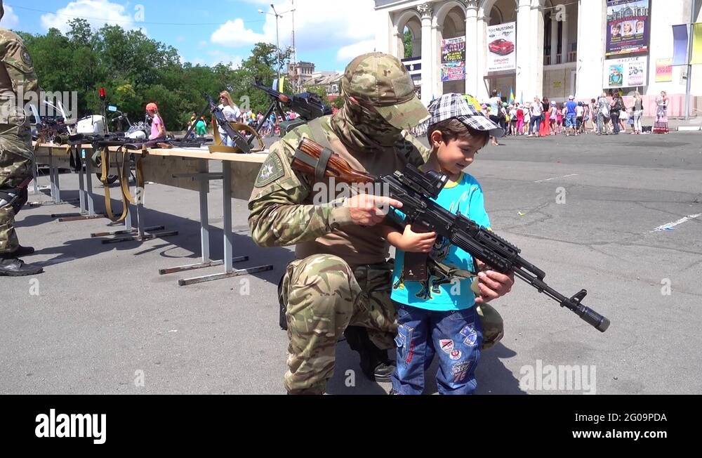 Boy soldier gun Stock Videos & Footage - HD and 4K Video Clips - Alamy