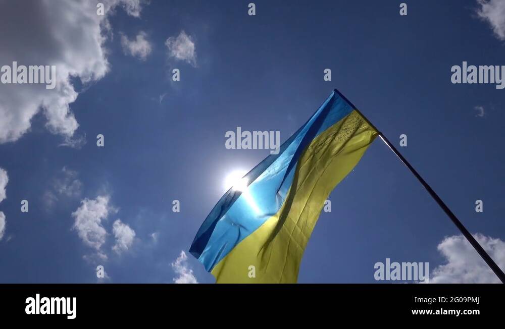 Yellow sun blue sky Stock Videos & Footage - HD and 4K Video Clips - Alamy