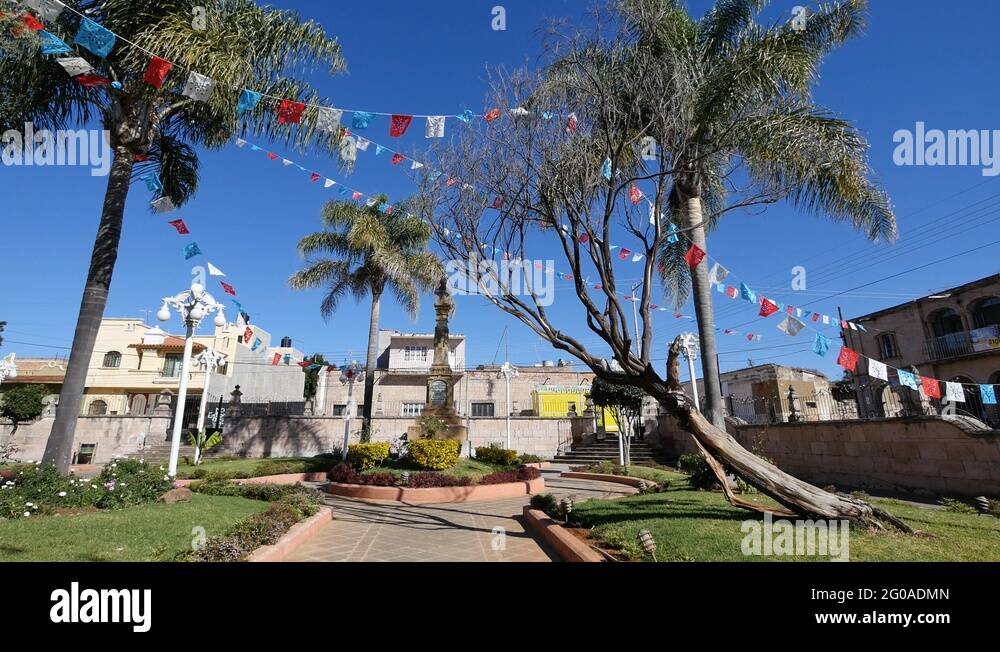 Maria plaza Stock Videos & Footage - HD and 4K Video Clips - Alamy