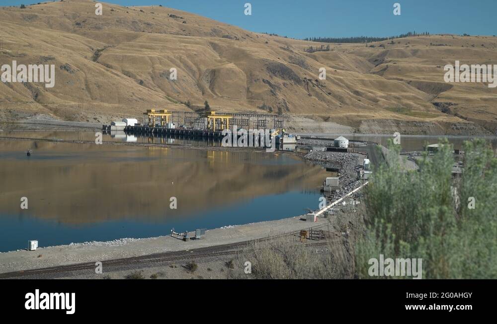 Wells dam Stock Videos & Footage - HD and 4K Video Clips - Alamy