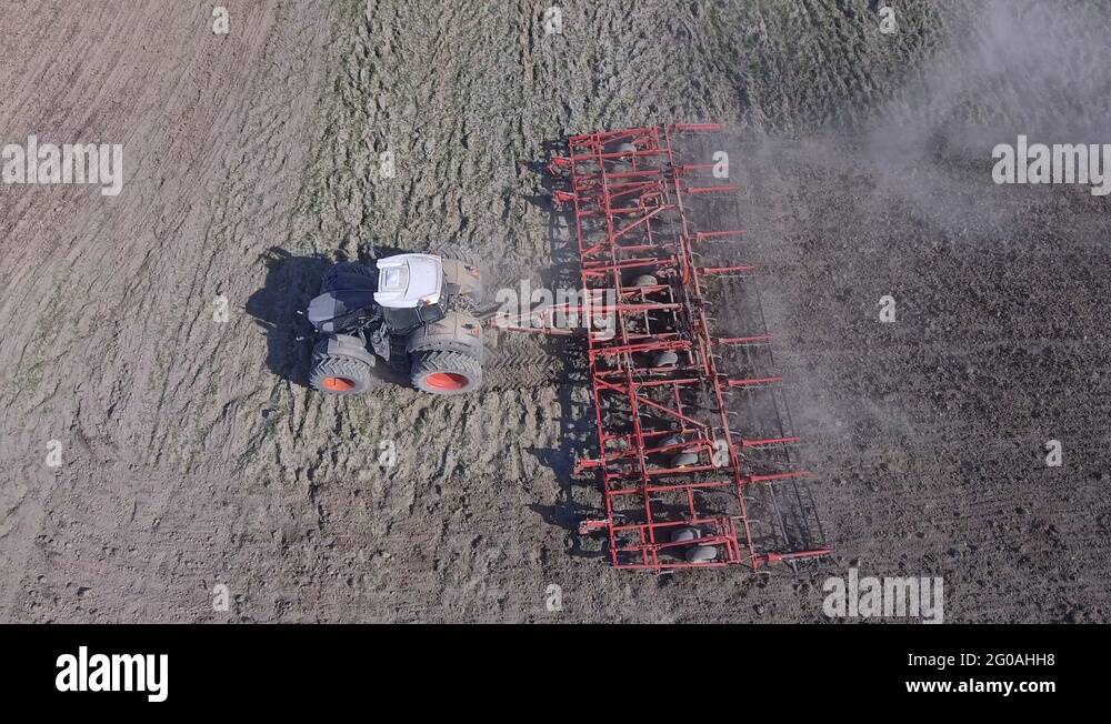 Farm grating Stock Videos & Footage - HD and 4K Video Clips - Alamy