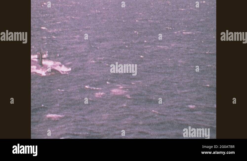 1970s: UNITED STATES: USS Shark (SSN-591) submarine on ocean Stock ...