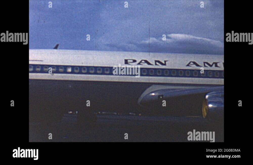 Pan am boeing 707 Stock Videos & Footage - HD and 4K Video Clips - Alamy