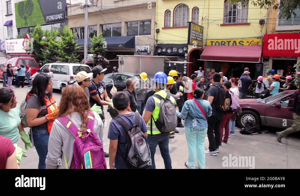 Municipal construction workers Stock Videos & Footage - HD and 4K Video ...
