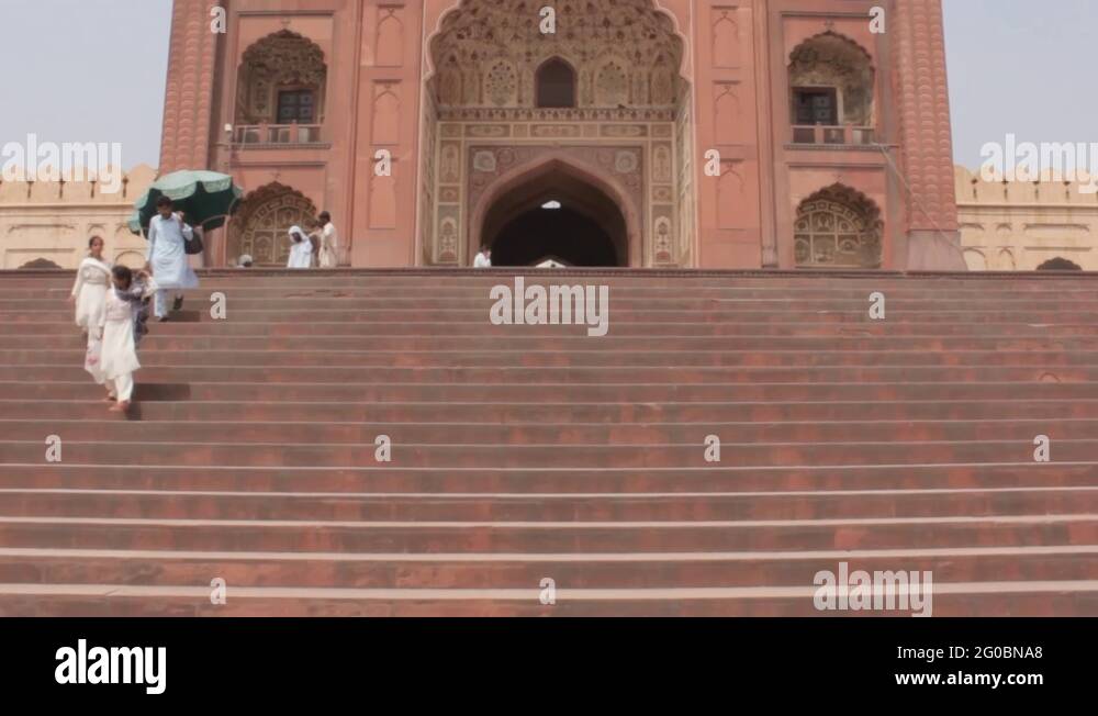 Building frontage Stock Videos & Footage - HD and 4K Video Clips - Alamy