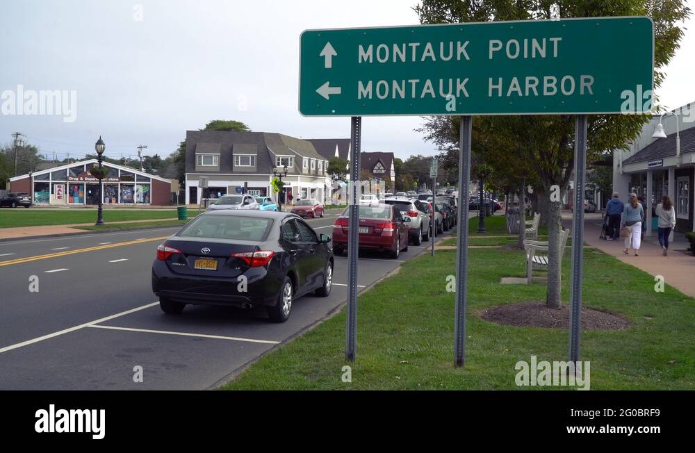 Directional road sign in america Stock Videos & Footage - HD and 4K ...