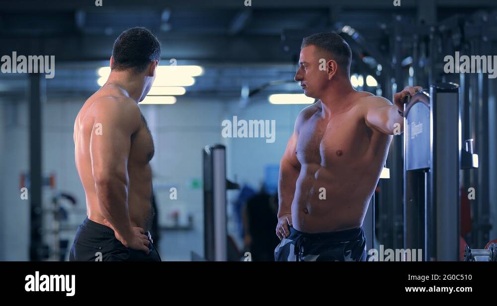 Bodybuilders gym Stock Videos & Footage - HD and 4K Video Clips - Alamy