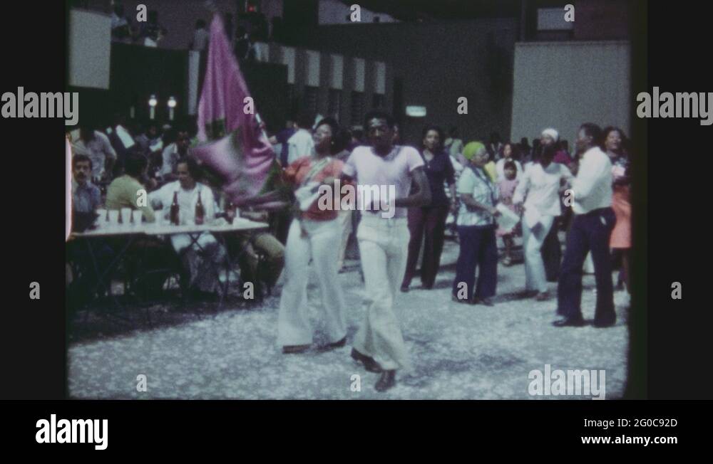 Brazilian samba dancers Stock Videos & Footage - HD and 4K Video Clips ...