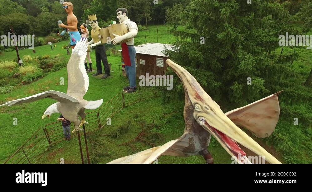 Pterodactyl statue Stock Videos & Footage - HD and 4K Video Clips - Alamy