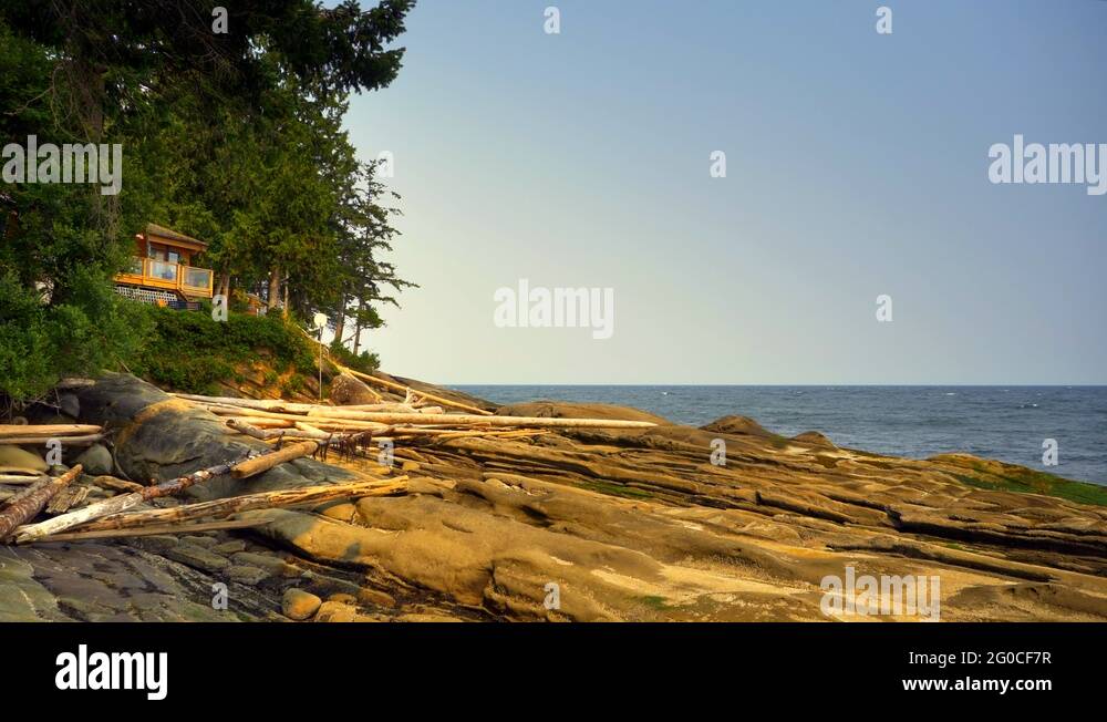 Ocean shore house Stock Videos & Footage - HD and 4K Video Clips - Alamy