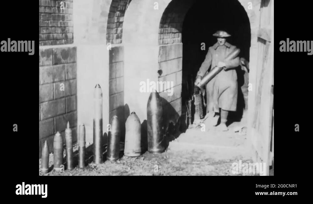 Artillery shells Stock Videos & Footage - HD and 4K Video Clips - Alamy