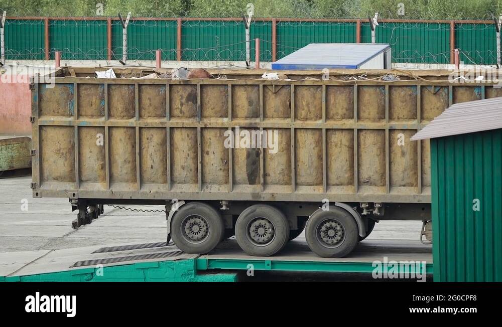 Lorry platform Stock Videos & Footage - HD and 4K Video Clips - Alamy