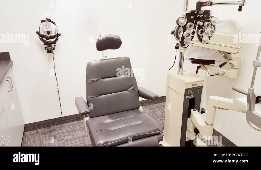 Ophthalmic chair Stock Videos & Footage - HD and 4K Video Clips - Alamy
