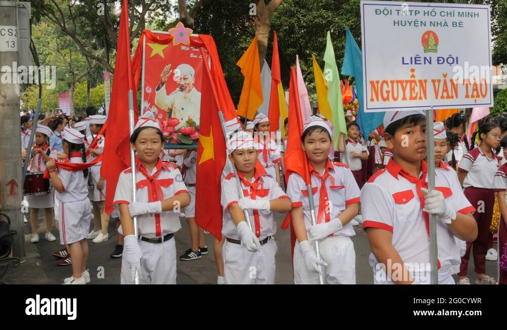 School kids parade Stock Videos & Footage - HD and 4K Video Clips - Alamy