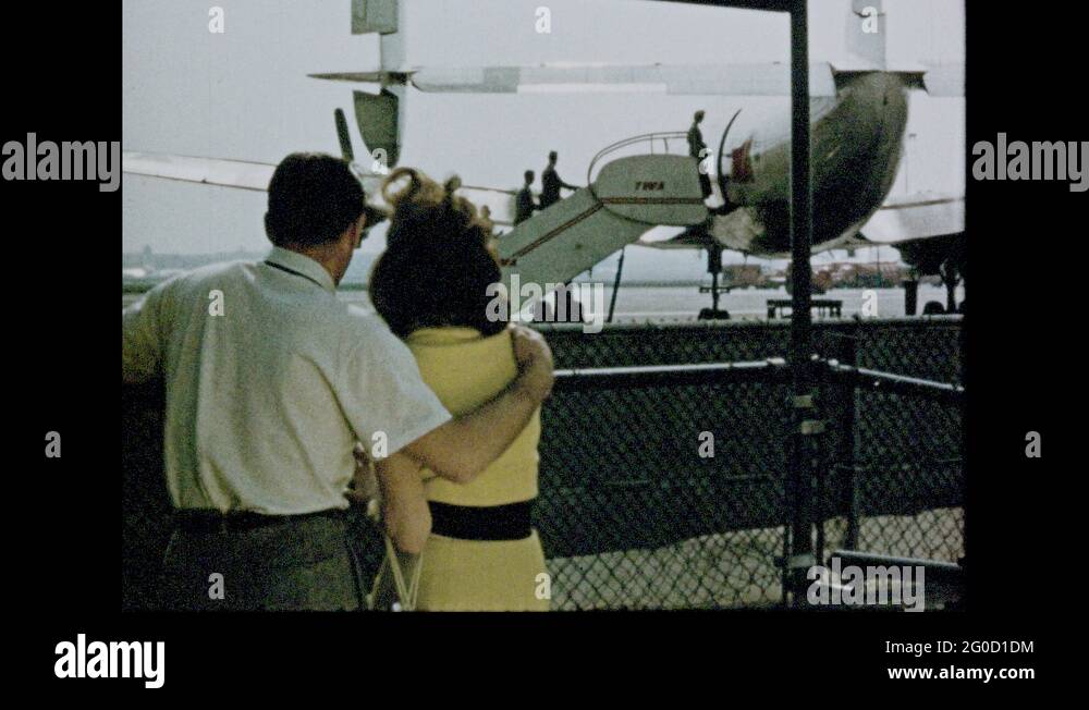 Wave goodbye airport Stock Videos & Footage - HD and 4K Video Clips - Alamy