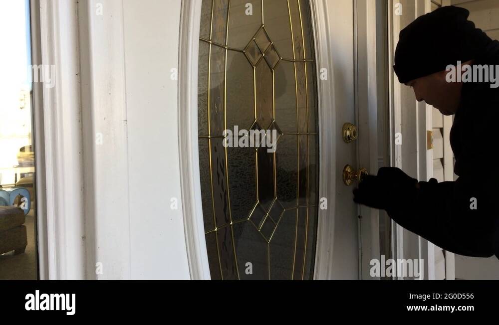 Thief burglar house Stock Videos & Footage - HD and 4K Video Clips - Alamy