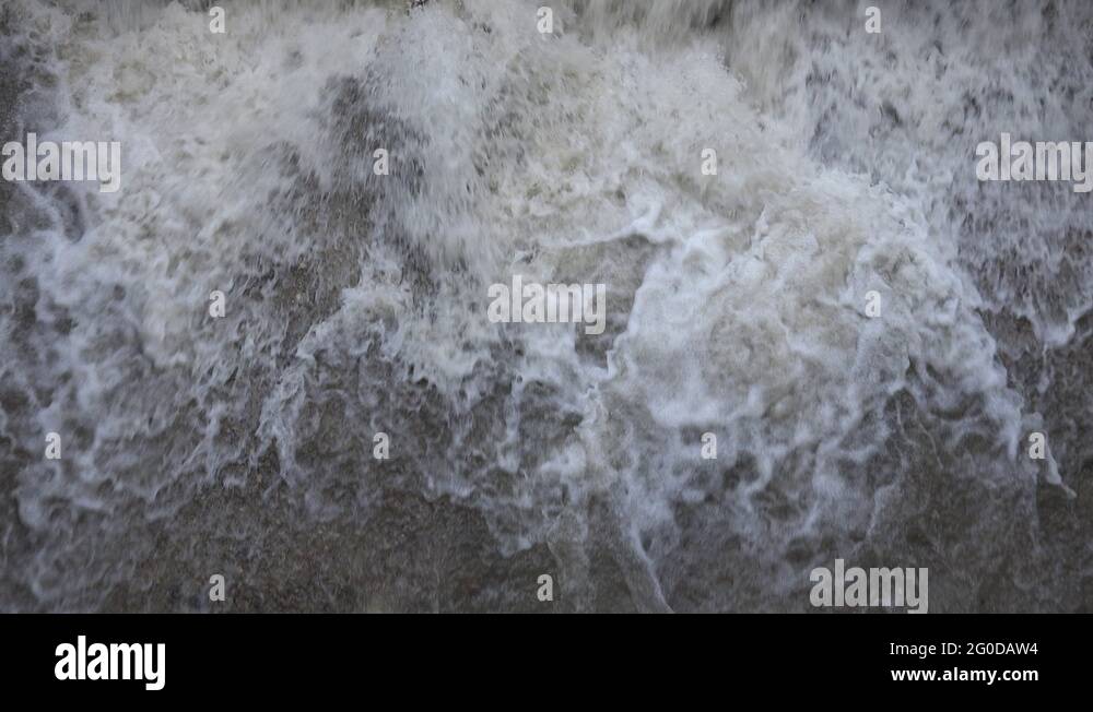 Rainfall flow Stock Videos & Footage - HD and 4K Video Clips - Alamy